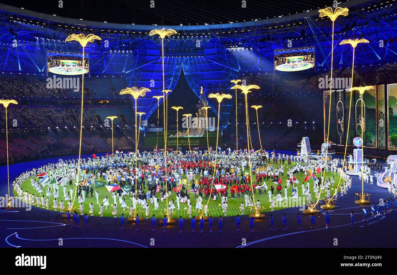 The closing ceremony of the Asian Games is held at Hangzhou Olympic ...