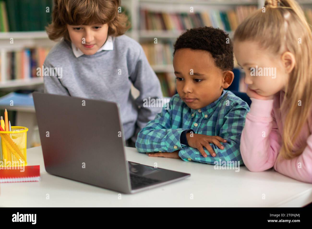 Engaging digital classroom hi-res stock photography and images - Alamy
