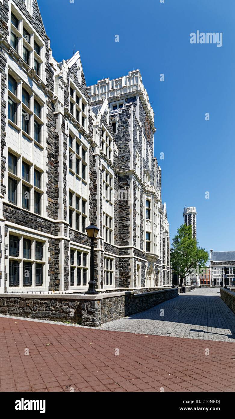 Townsend Harris Hall (left) houses the CUNY School of Medicine in one ...