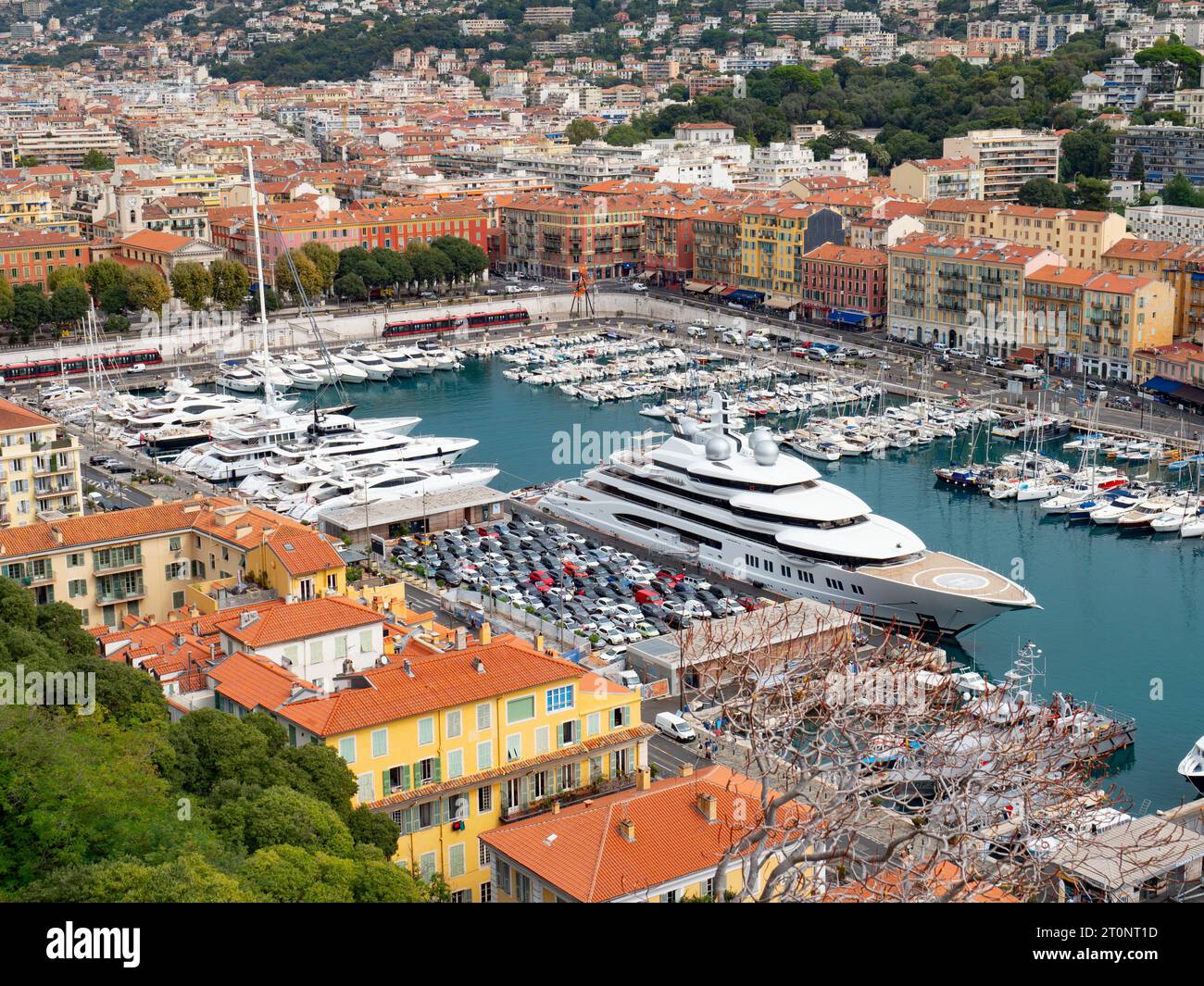 Aerial view of the Quartier du port in Nice Stock Photo - Alamy