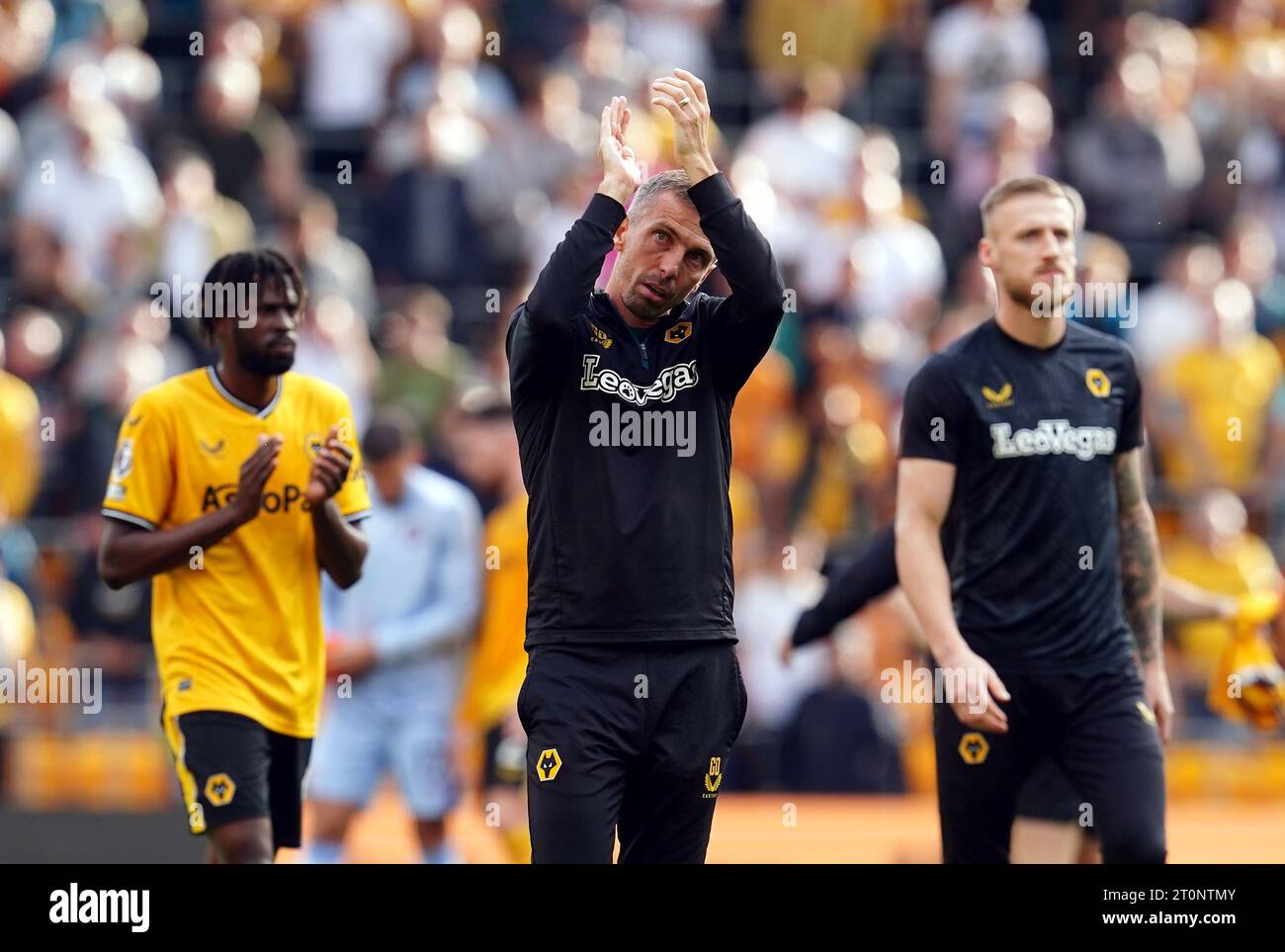 Wolverhampton Wanderers manager Gary O'Neil applauds the fans after the ...