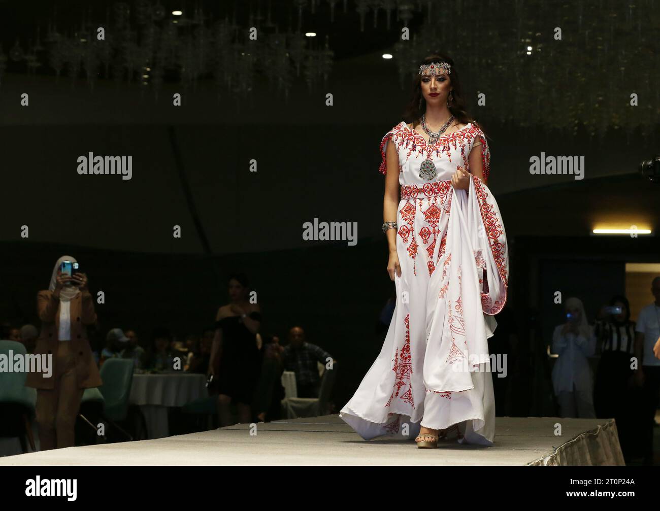 Alger, Algeria. 07th Oct, 2023. A fashion show of traditional and ...