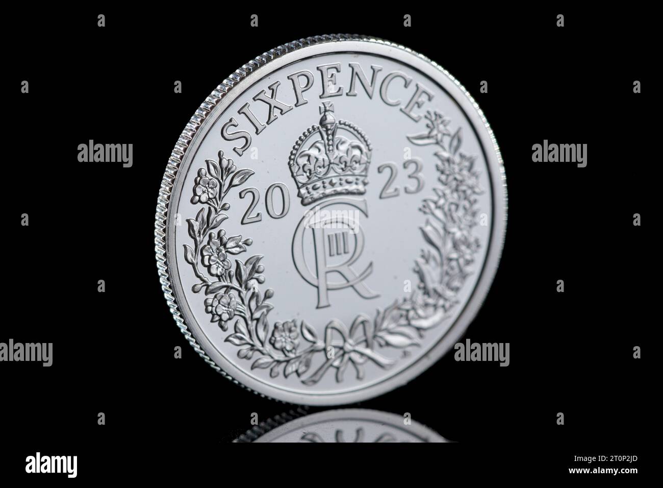 The 2023 Silver Sixpence is the first Sixpence to feature KIng Charles ...