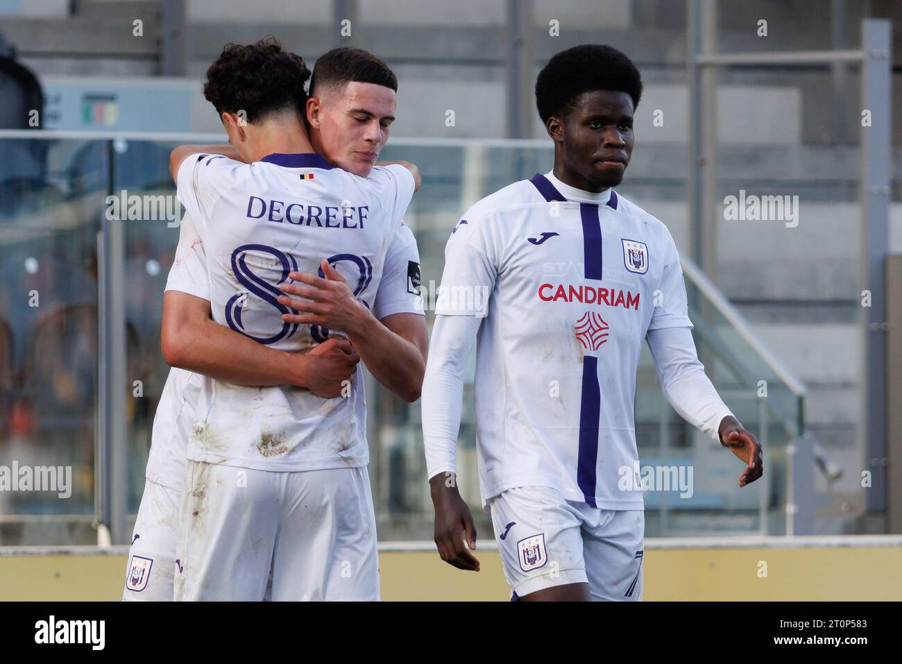 Oostende, Belgium. 08th Oct, 2023. RSCA Futures' Robbie Ure celebrates ...