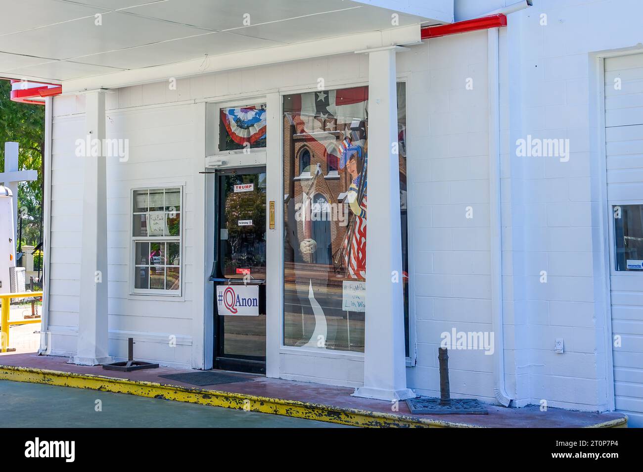 NEW ROADS, LA, USA - SEPTEMBER 19, 2023: Entrance to retro filling ...