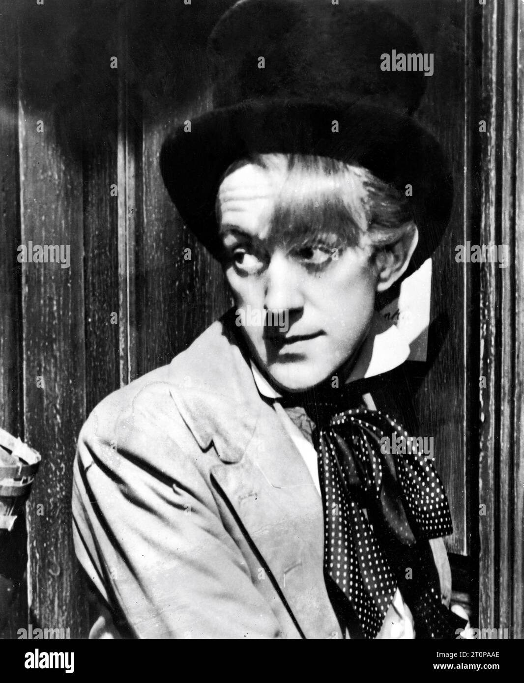 ALEC GUINNESS as Herbert Pocket in GREAT EXPECTATIONS 1946 director ...