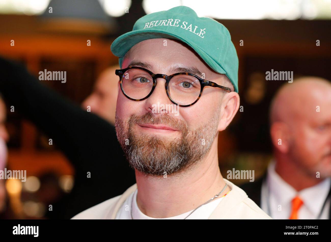 Mark Forster bei der Premiere des Anomationsfilms Trolls - Gemeinsam ...
