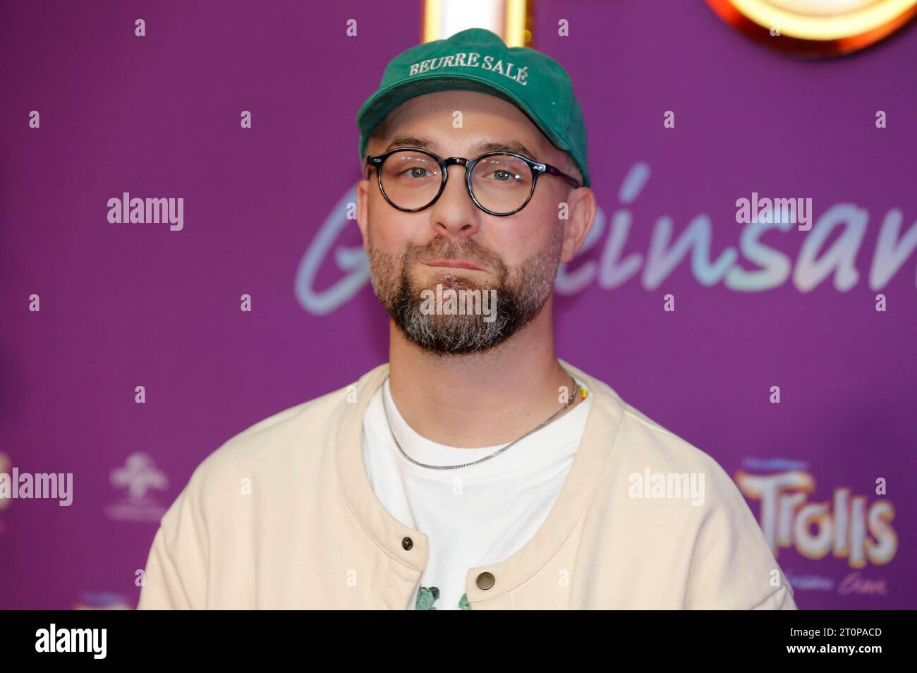 Mark Forster bei der Premiere des Anomationsfilms Trolls - Gemeinsam ...