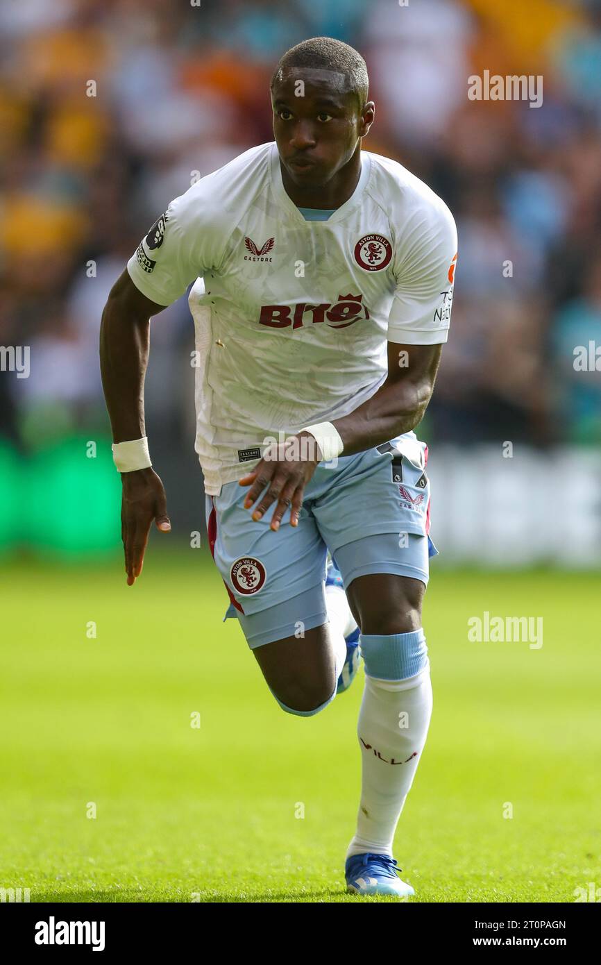 Moussa Diaby #19 of Aston Villa during the Premier League match ...