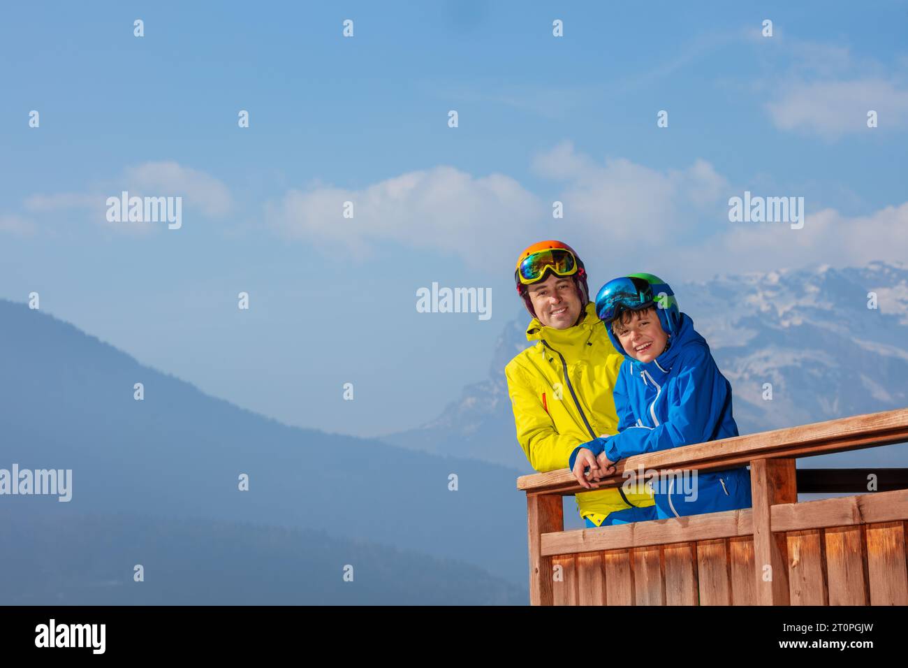 Father with kid making bond doing ski in mountains Stock Photo - Alamy