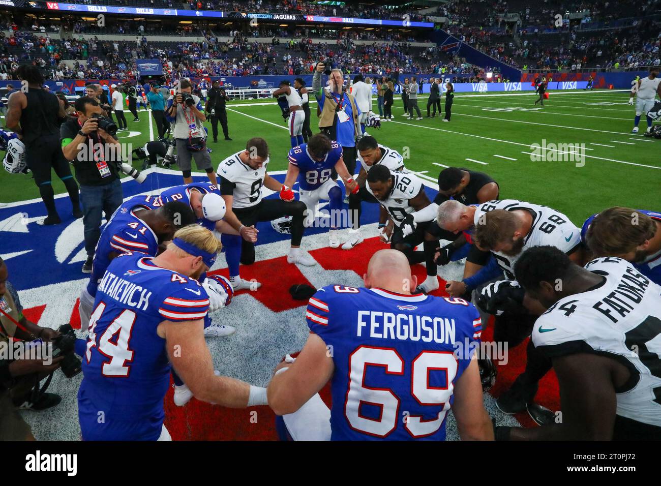 Prayer circle hi-res stock photography and images - Alamy