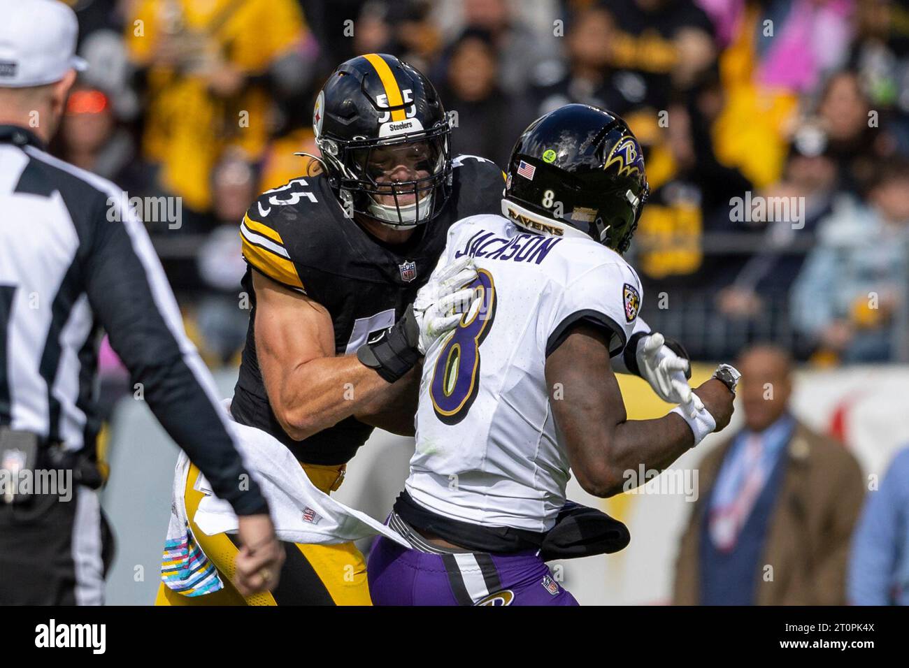 Pittsburgh Steelers linebacker Cole Holcomb (55) pressures Baltimore ...
