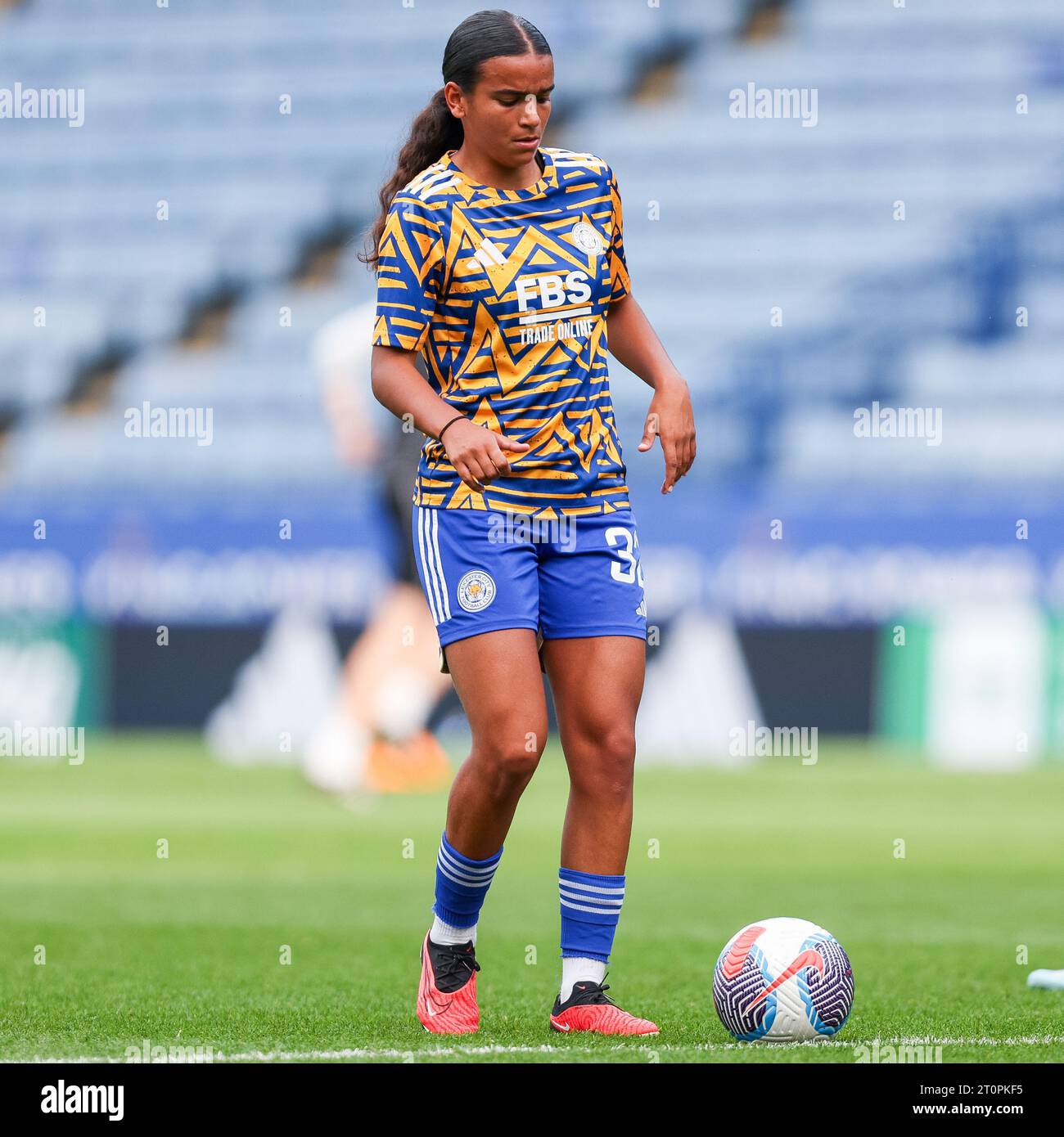 Leicester, UK. 08th Oct, 2023. Leicester's Ava Baker pictured at warm ...