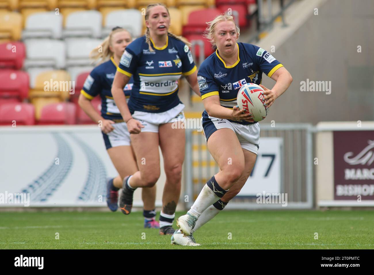 Lner community stadium hi-res stock photography and images - Alamy