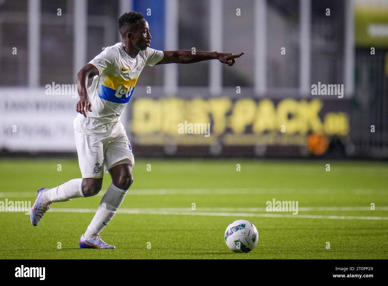 Jean thierry lazare hi-res stock photography and images - Alamy