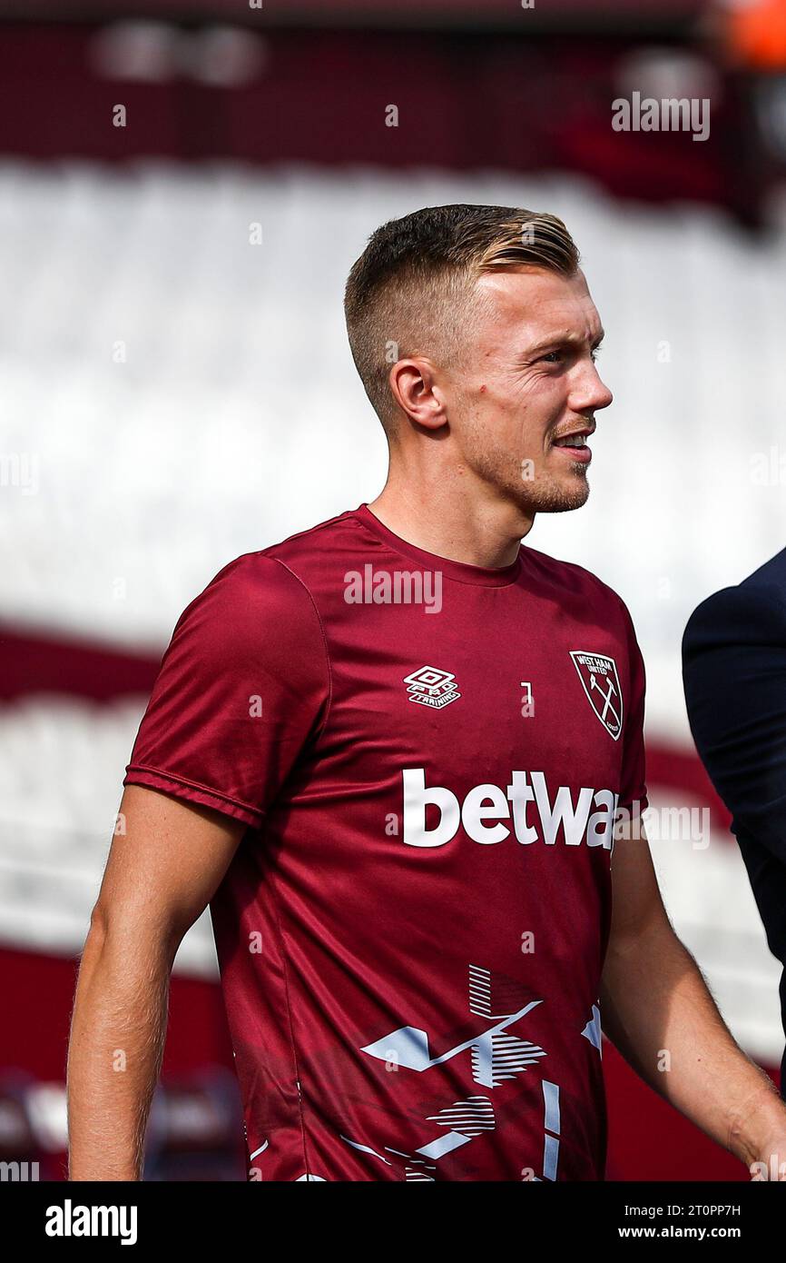 James ward prowse west ham hi-res stock photography and images - Alamy
