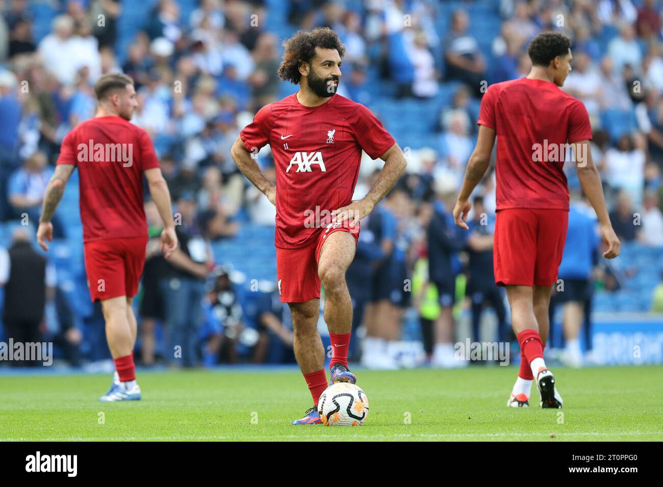 Mohamed Salah warms up for Liverpool FC before kick-off at the AMEX ...