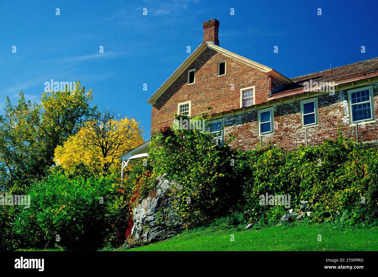 The Chimney Point building, Chimney Point State Historic Site, Vermont ...