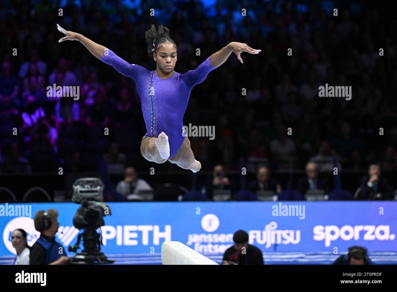 Antwerp, Belgium. 08th Oct, 2023. Shilese Jones (USA) beam during 52nd ...