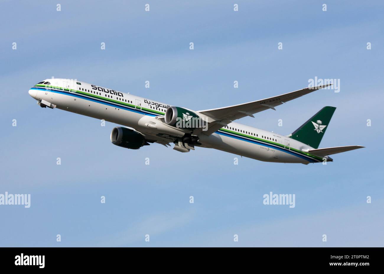 A Boeing 787-10 Dreamliner in Saudi Arabian Airlines retrospective and ...