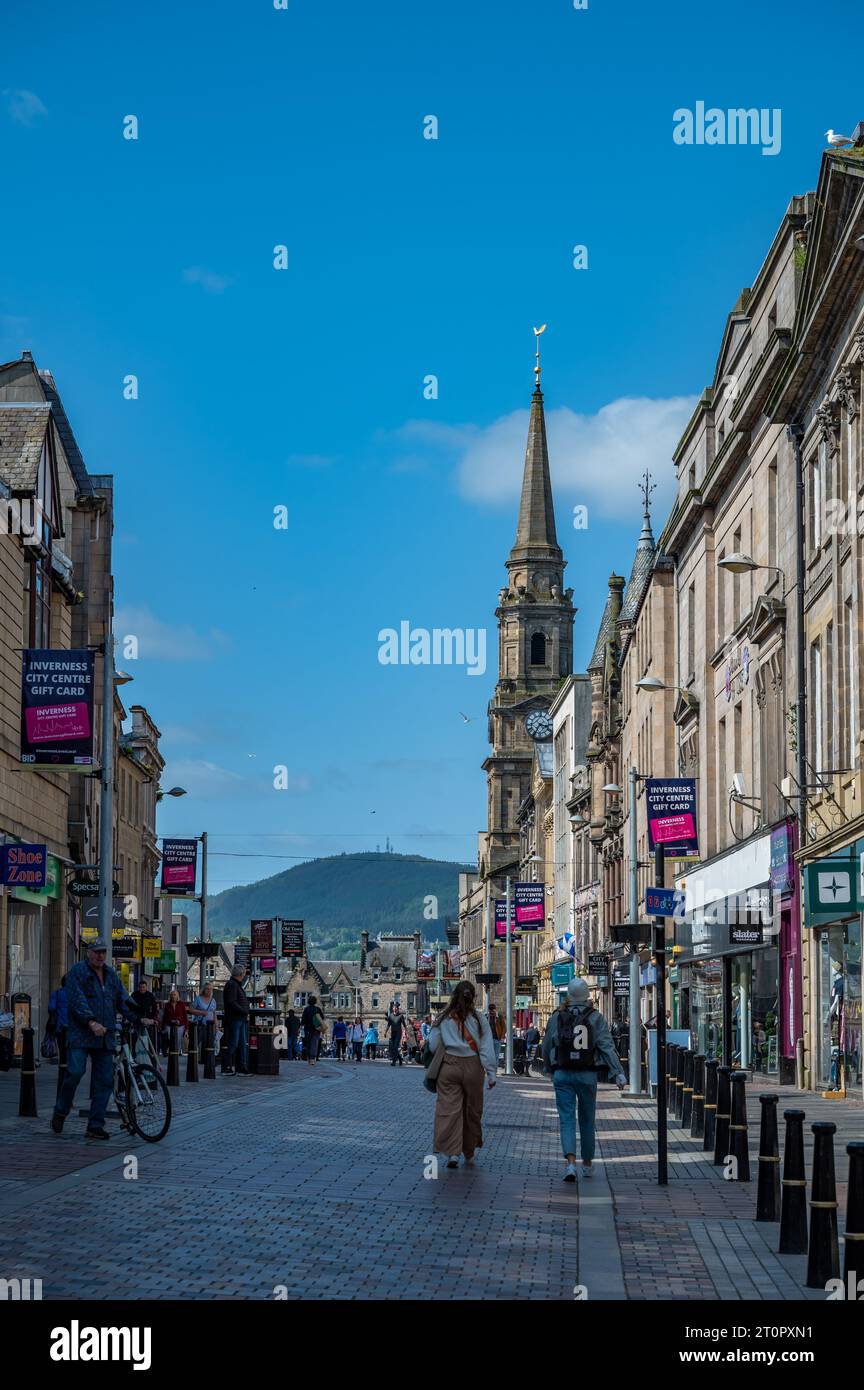City center of Inverness with shopping street and Town Steeple Tolbooth ...