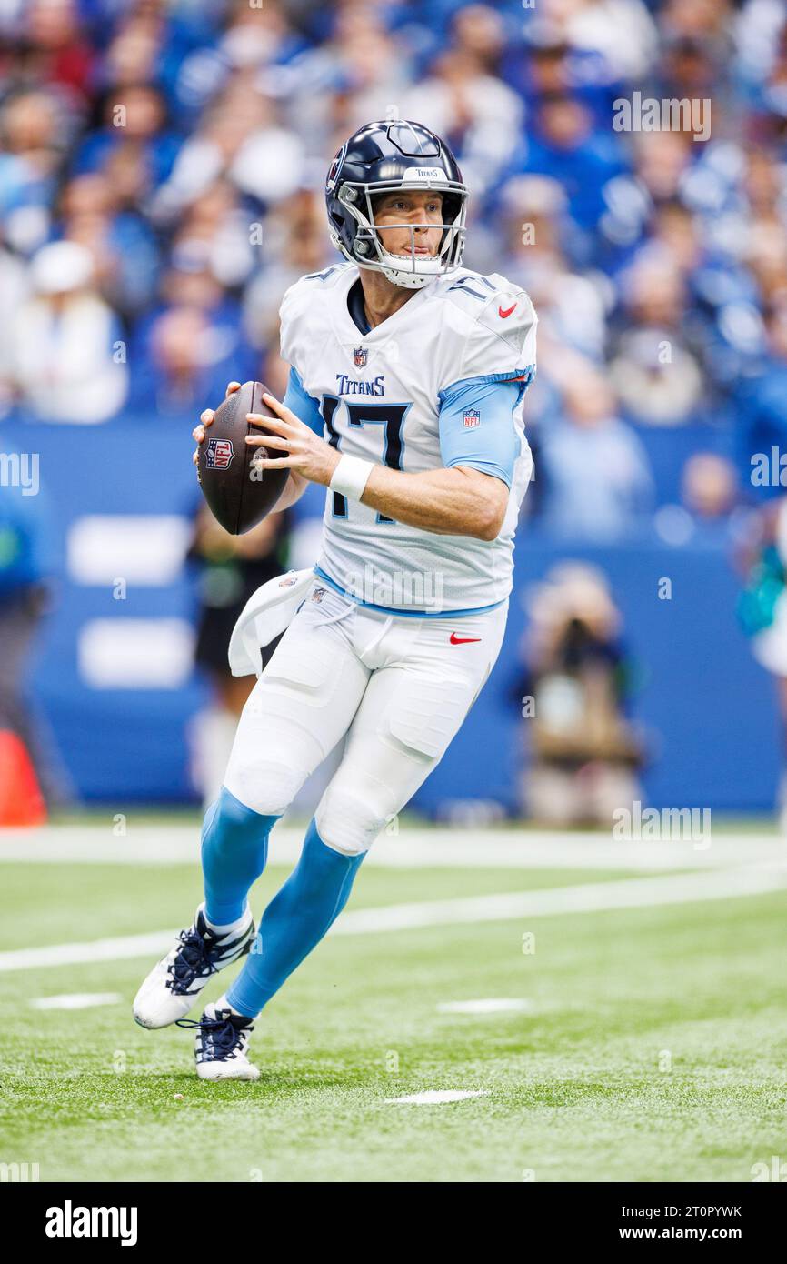 Indianapolis, Indiana, USA. 8th Oct, 2023. Tennessee Titans quarterback ...
