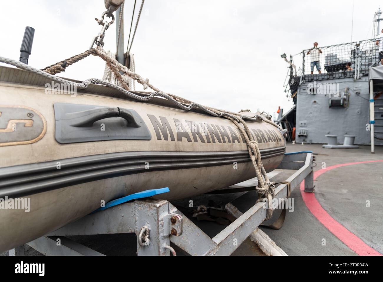 Lifeboat operations hi-res stock photography and images - Alamy