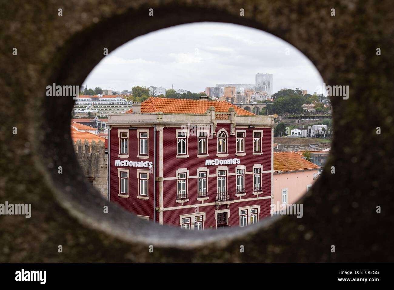 Mcdonalds ribeira porto hi-res stock photography and images - Alamy