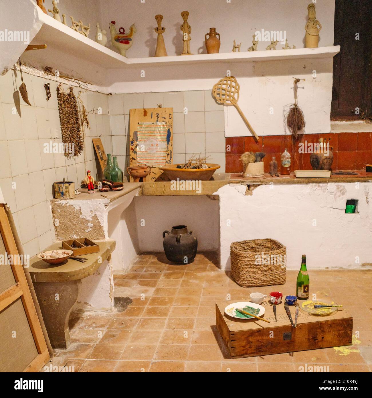 Miro spanish artist hi-res stock photography and images - Alamy