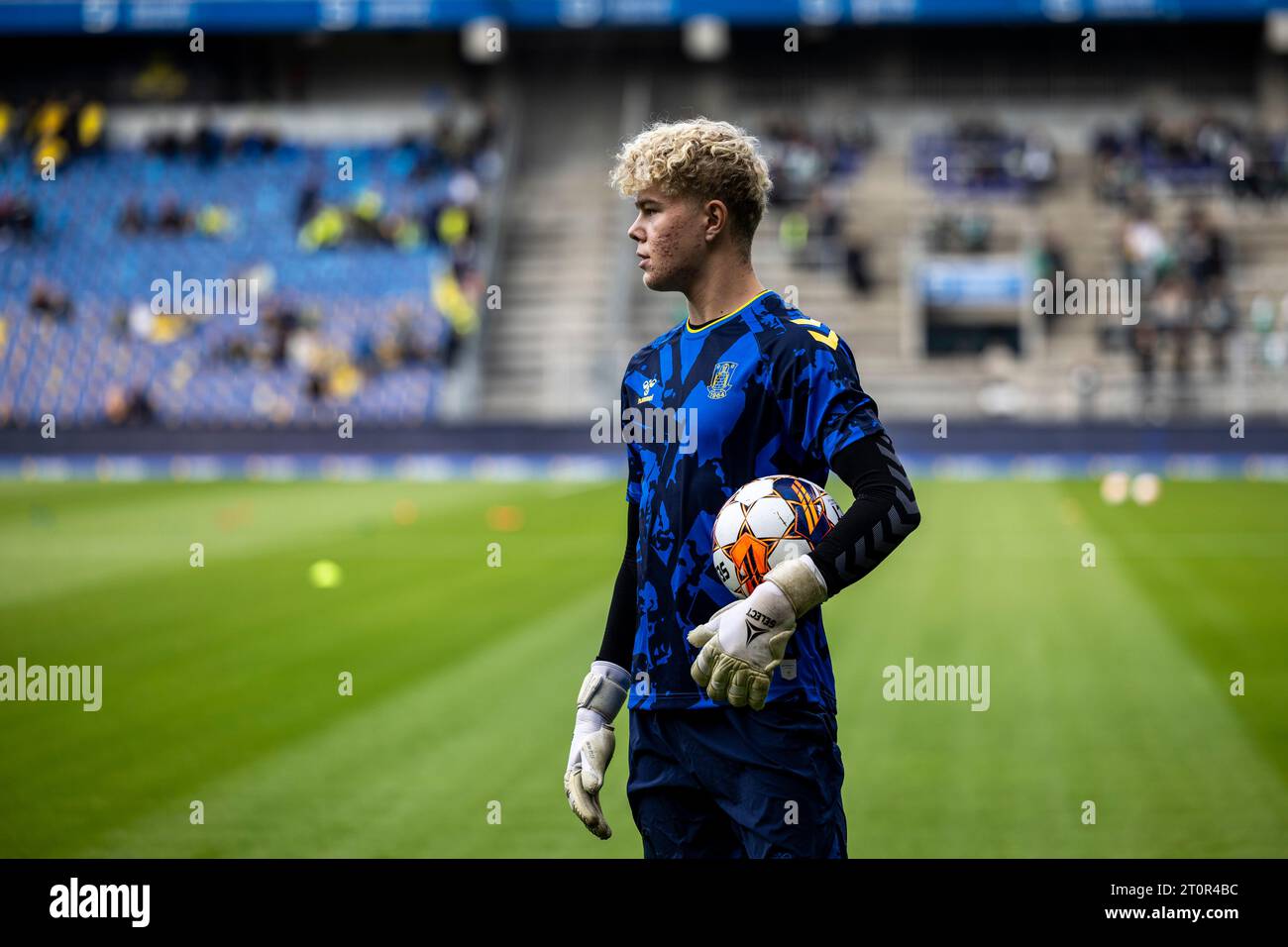 Broendby, Denmark. 08th Oct, 2023. Goalkeeper William Sonne-Schmidt of Broendby IF seen before ...