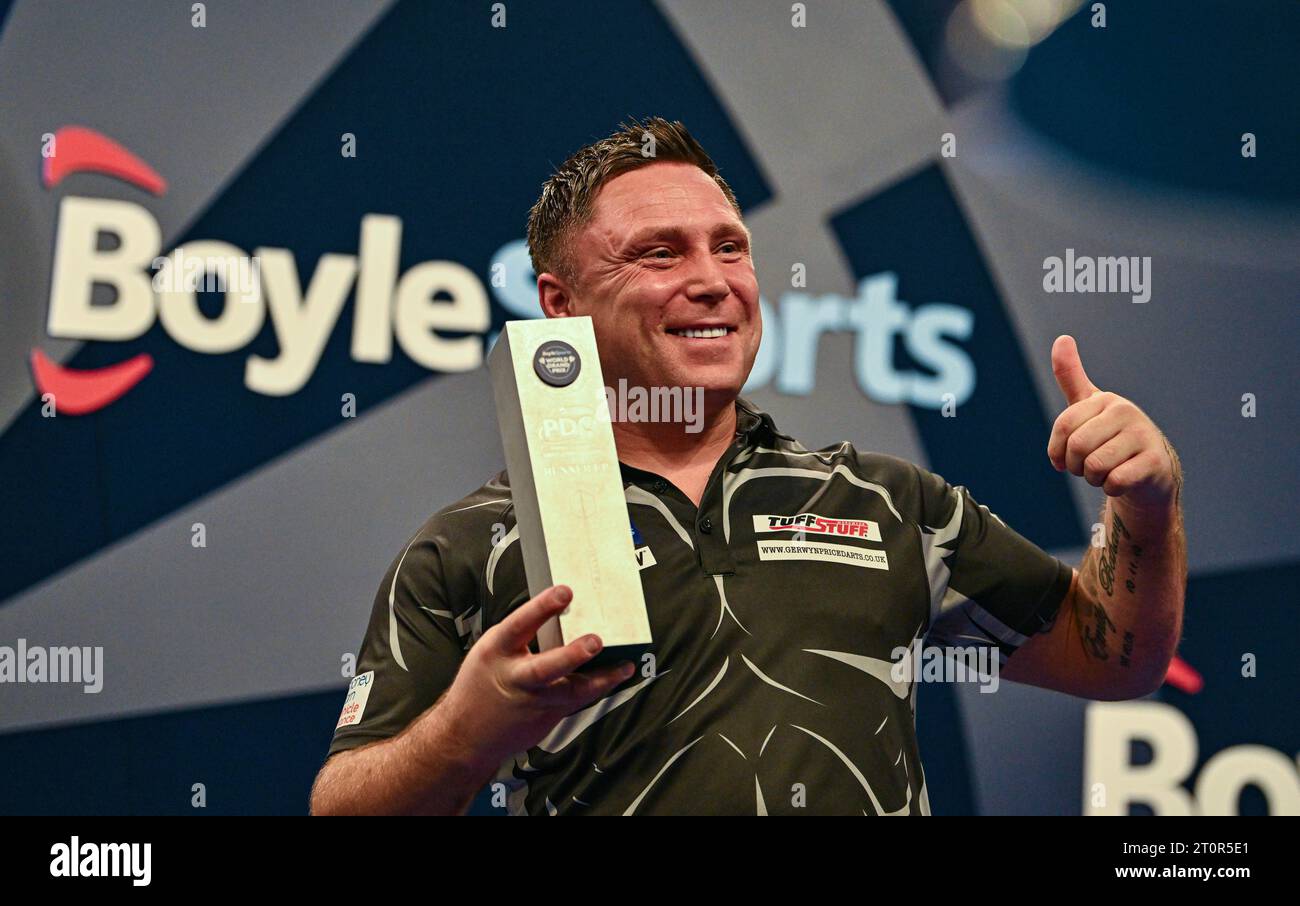 Morningside Arena, Leicester, UK. 8th Oct, 2023. 2023 PDC BoyleSports ...