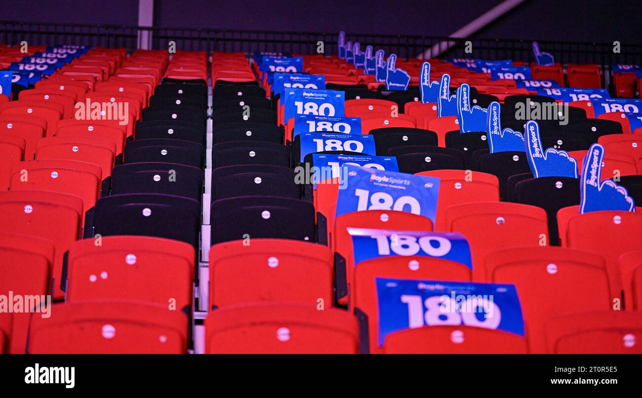 Morningside Arena, Leicester, UK. 8th Oct, 2023. 2023 PDC BoyleSports ...