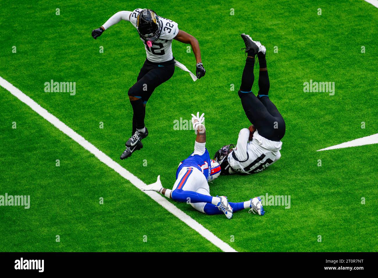 James cook 2023 bills hi-res stock photography and images - Alamy