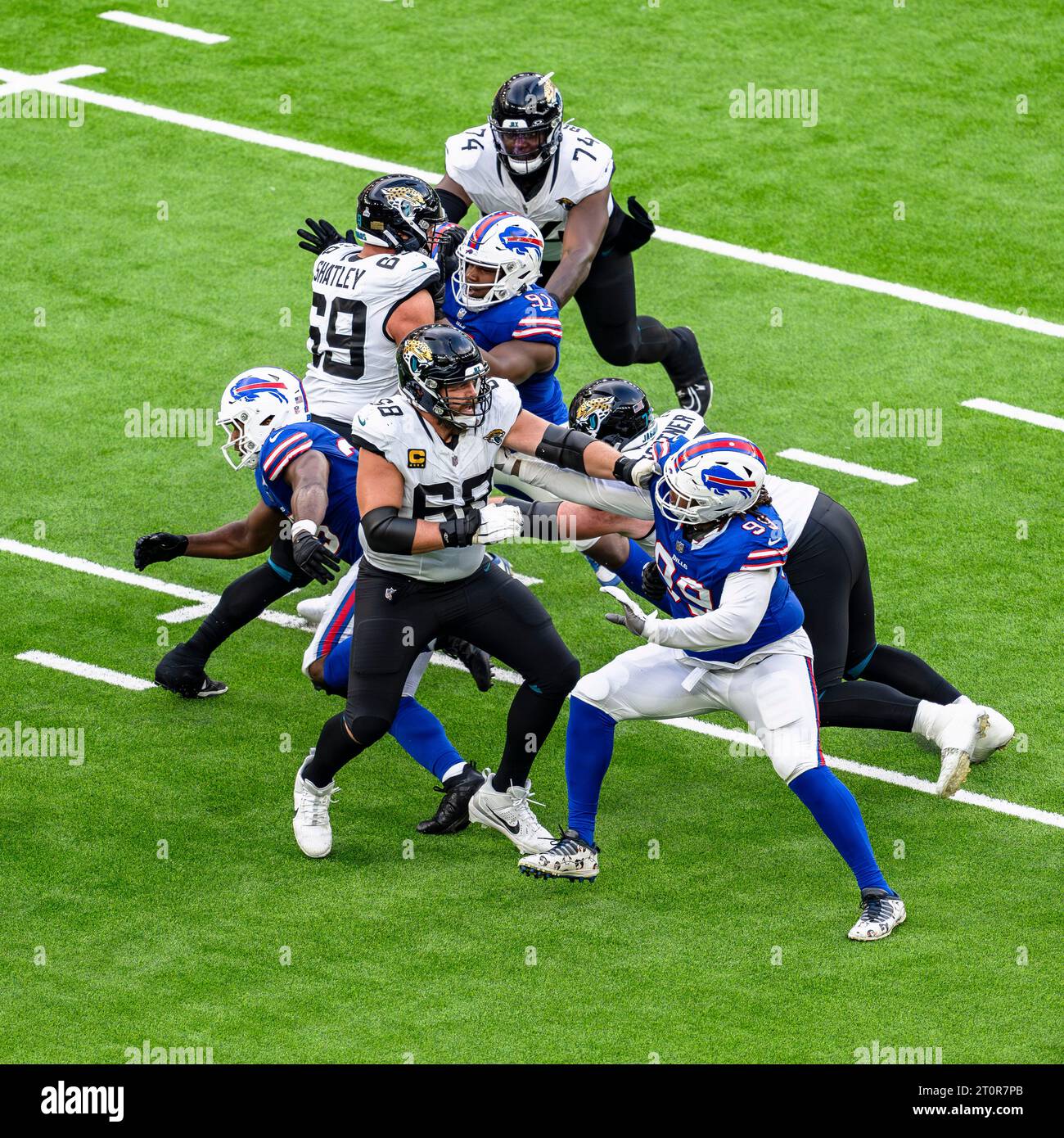 LONDON, UNITED KINGDOM. 08th, Oct 23. Brandon Scherff of Jacksonville ...