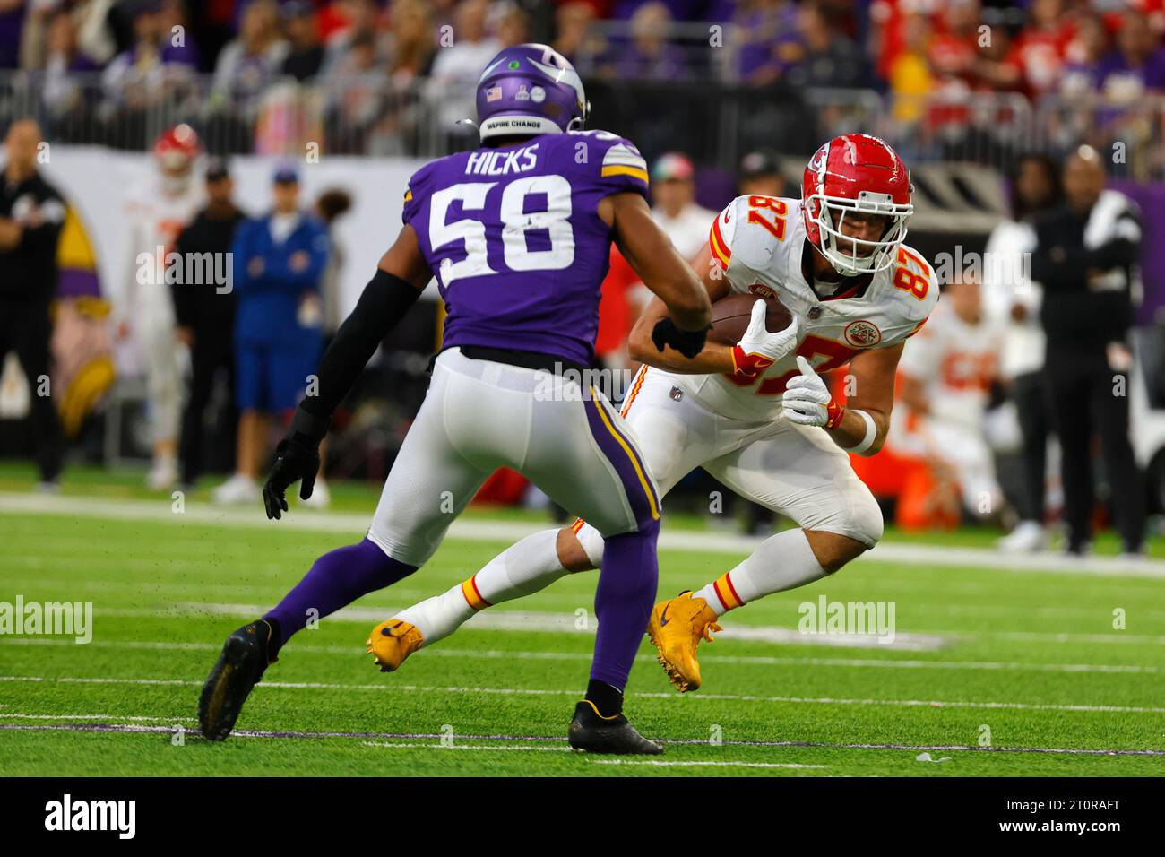 Kansas City Chiefs tight end Travis Kelce (87) runs from Minnesota ...
