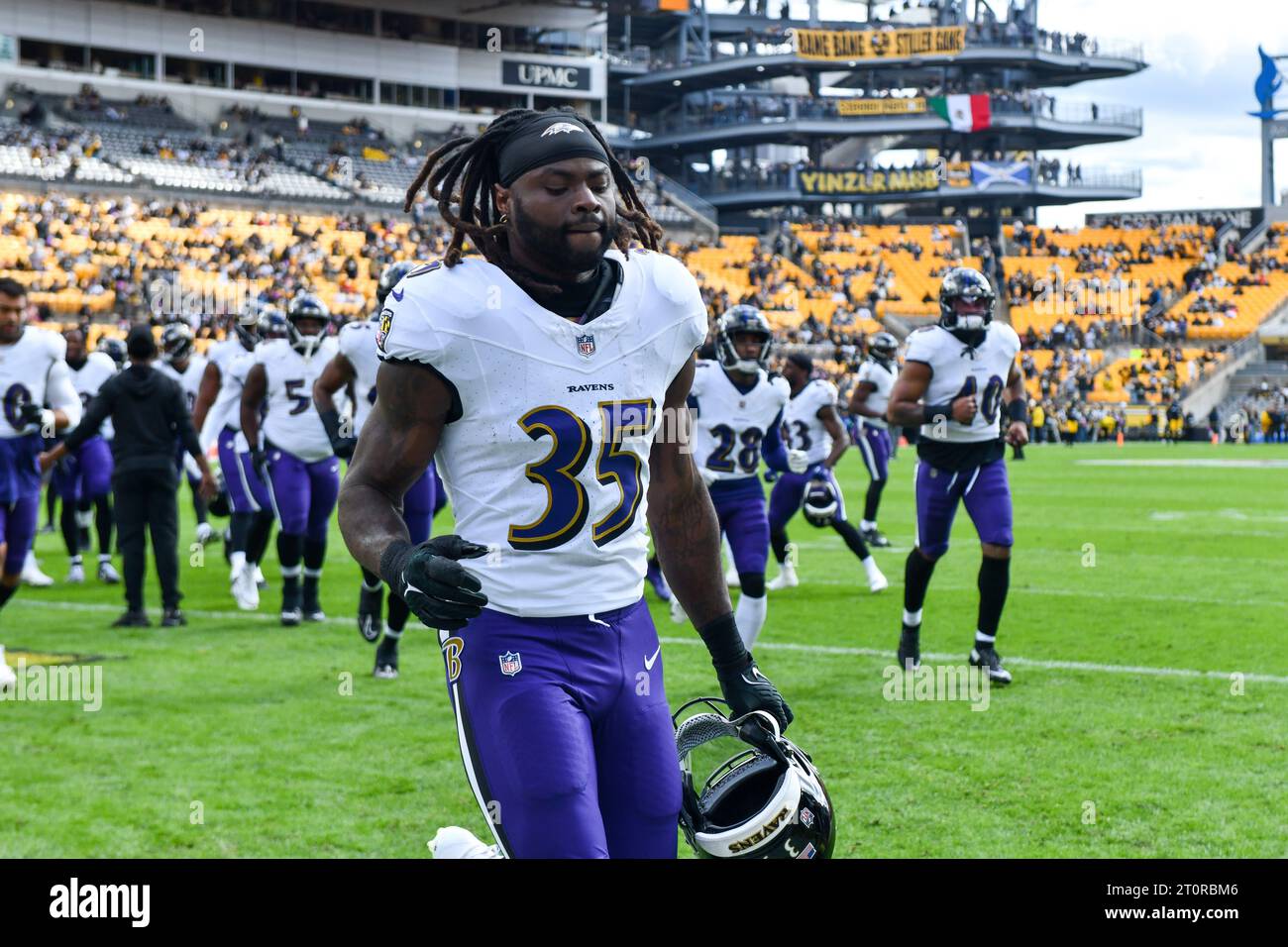 Gus edwards 2023 ravens hi-res stock photography and images - Alamy