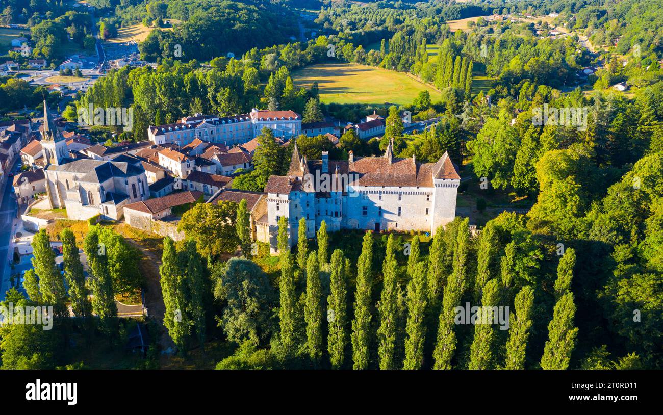 Aerial view of castle Chateau L'Eveque. Dordogne region Stock Photo - Alamy