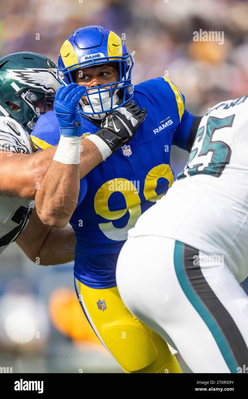 Los Angeles Rams defense tackle Aaron Donald (99) rushes against the ...