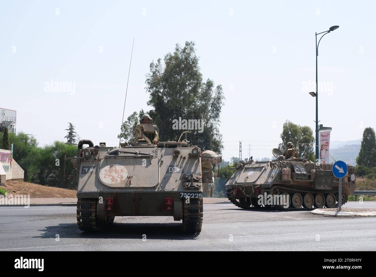 Israeli tanks lebanon hi-res stock photography and images - Alamy