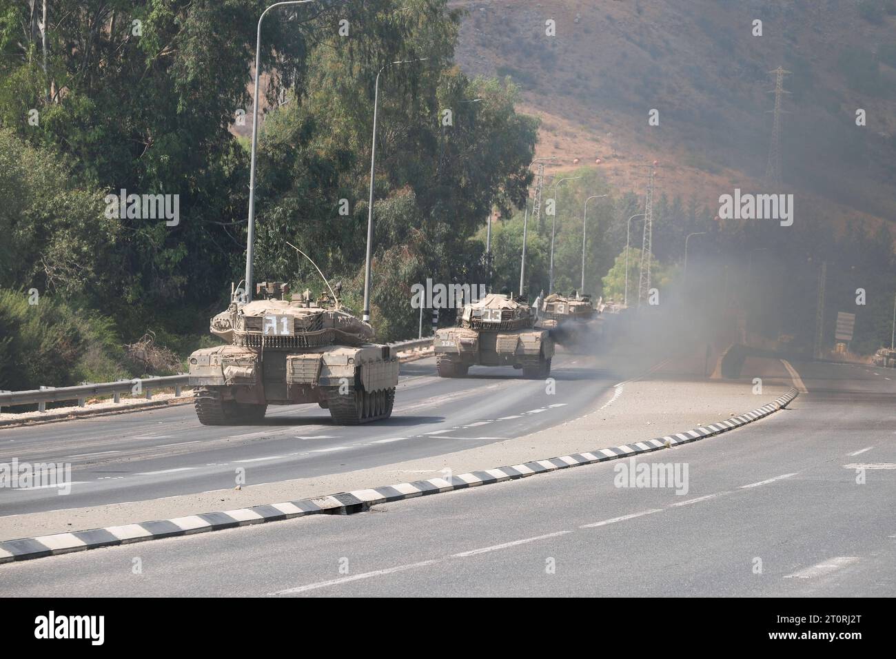 Israeli tanks lebanon hi-res stock photography and images - Alamy