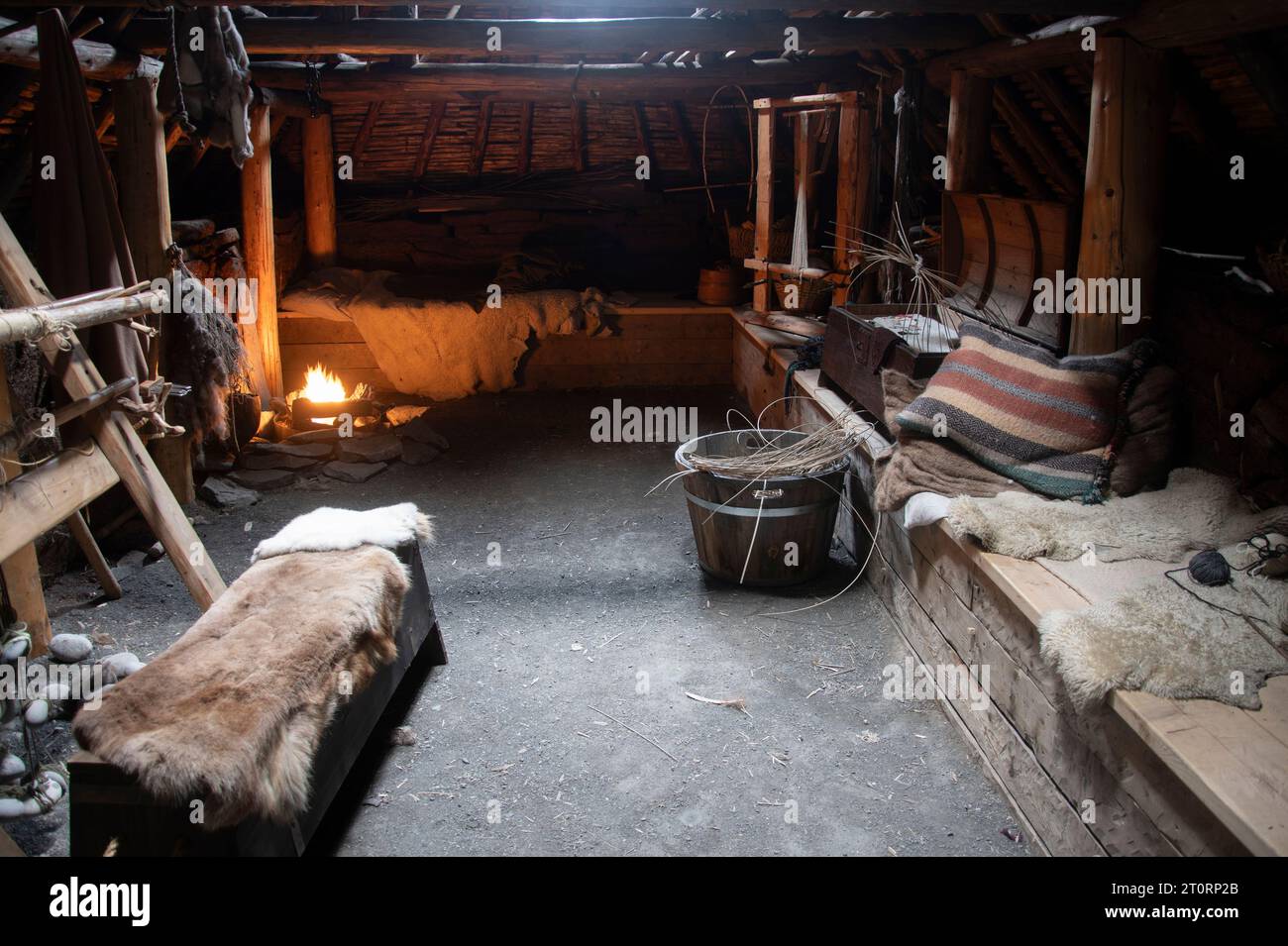 Inside longhouse viking hi-res stock photography and images - Alamy