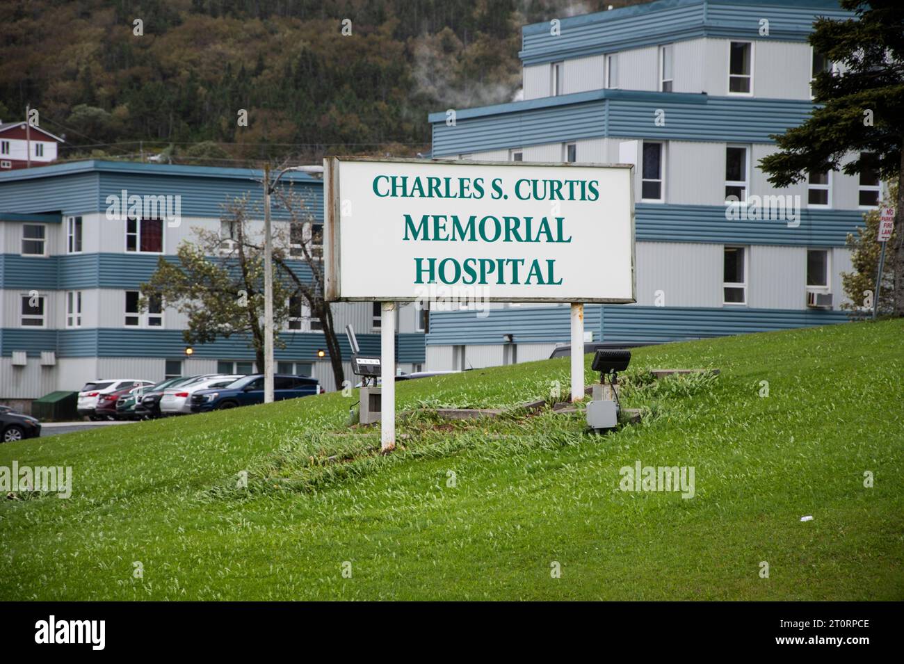 Hospital sign signs signage hi-res stock photography and images - Alamy