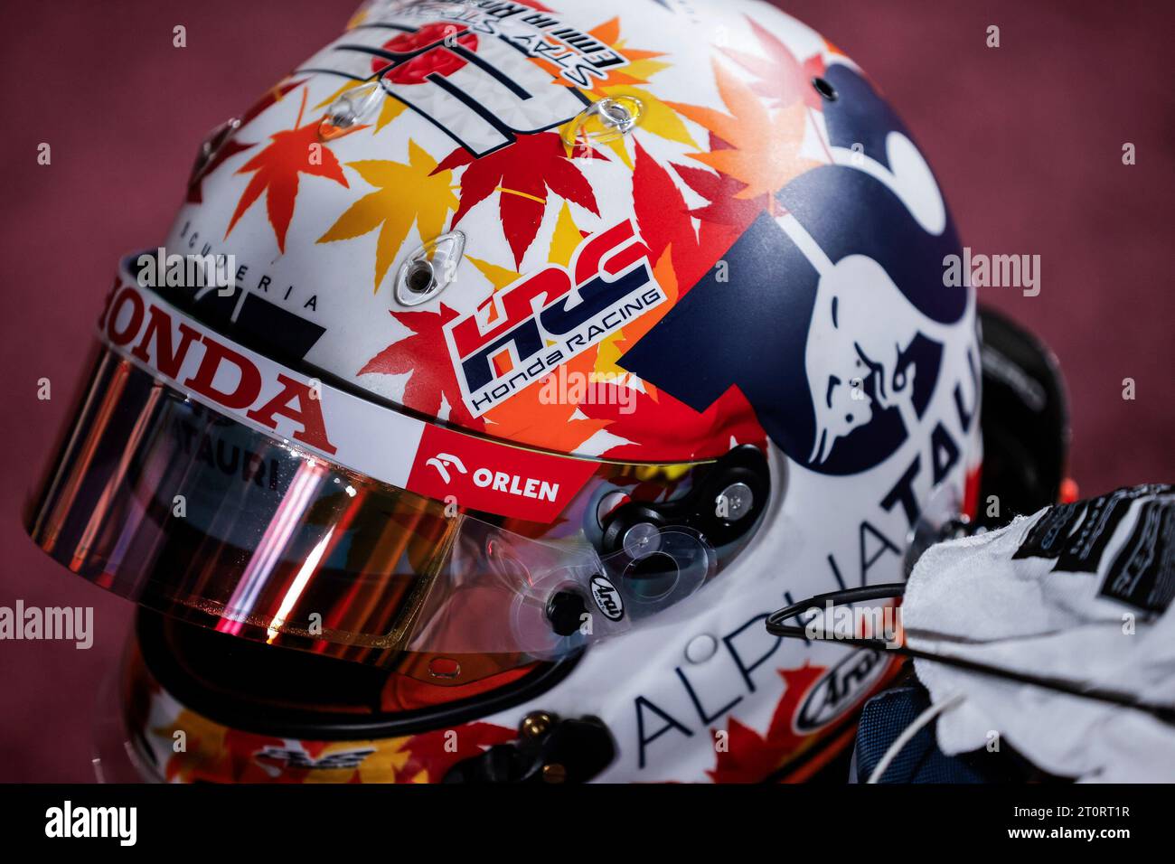 Yuki tsunoda helmet hi-res stock photography and images - Alamy