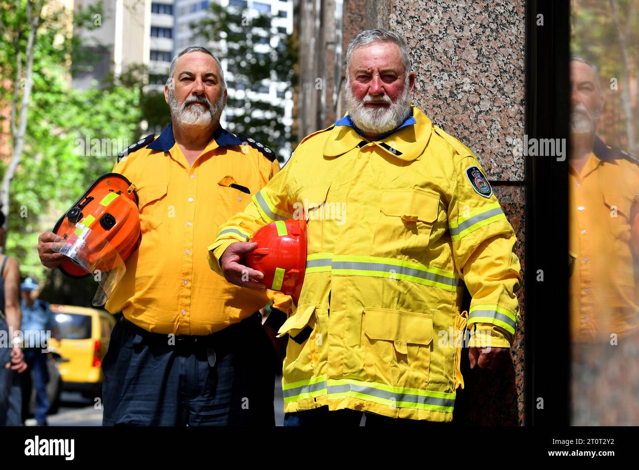Sydney, Australia. 09th Oct, 2023. RFS volunteer Michael Kingwill (left ...