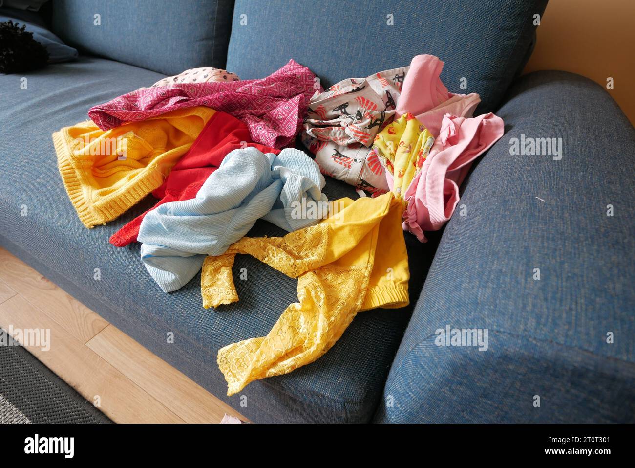 Tidy messy contrast hi-res stock photography and images - Alamy