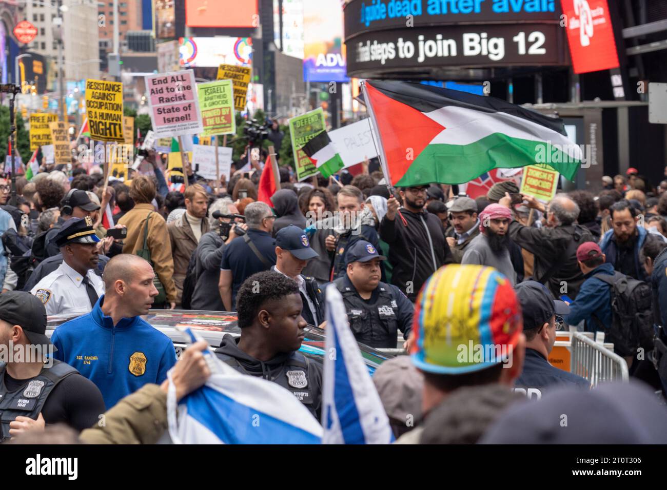 New York, New York, USA. 8th Oct, 2023. (NEW) Pro-Palestinian Rally and ...
