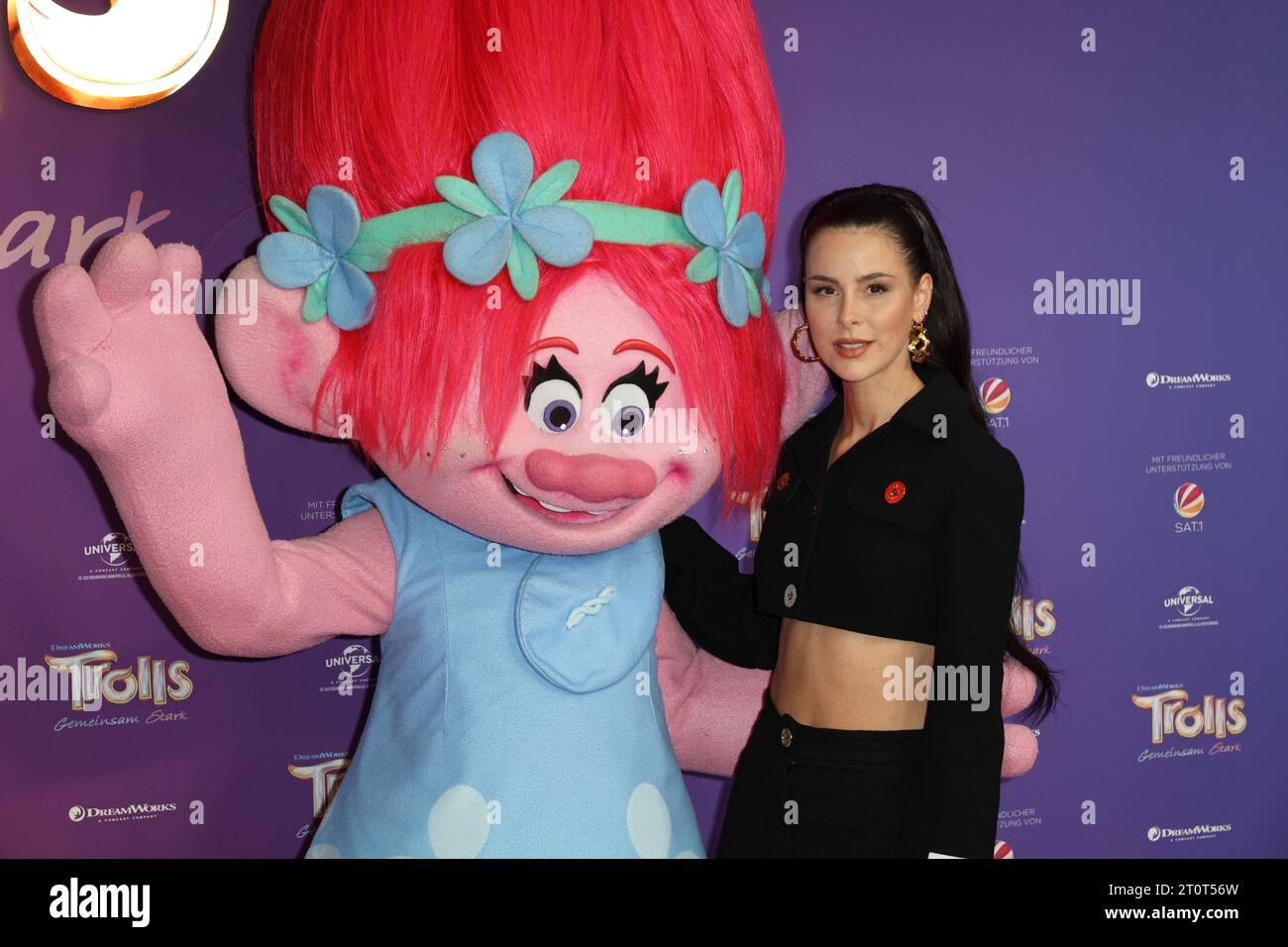 Premiere TROLLS in Köln Poppy, Lena Meyer-Landrut, Premiere Trolls ...
