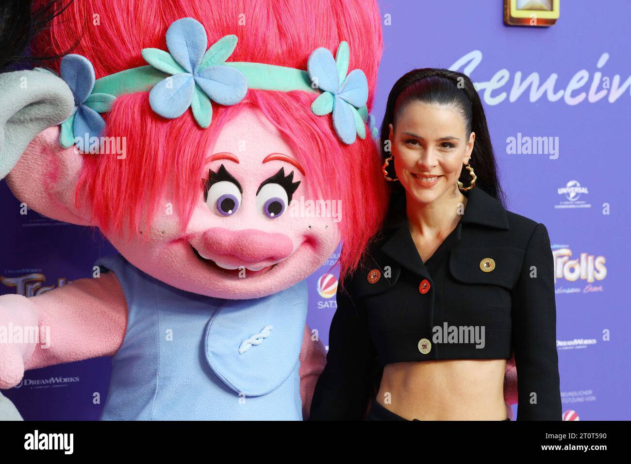 Premiere TROLLS in Köln Poppy mit Lena Meyer-Landrut, Premiere Trolls ...
