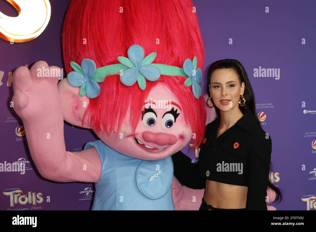 Premiere TROLLS in Köln Poppy, Lena Meyer-Landrut, Premiere Trolls ...