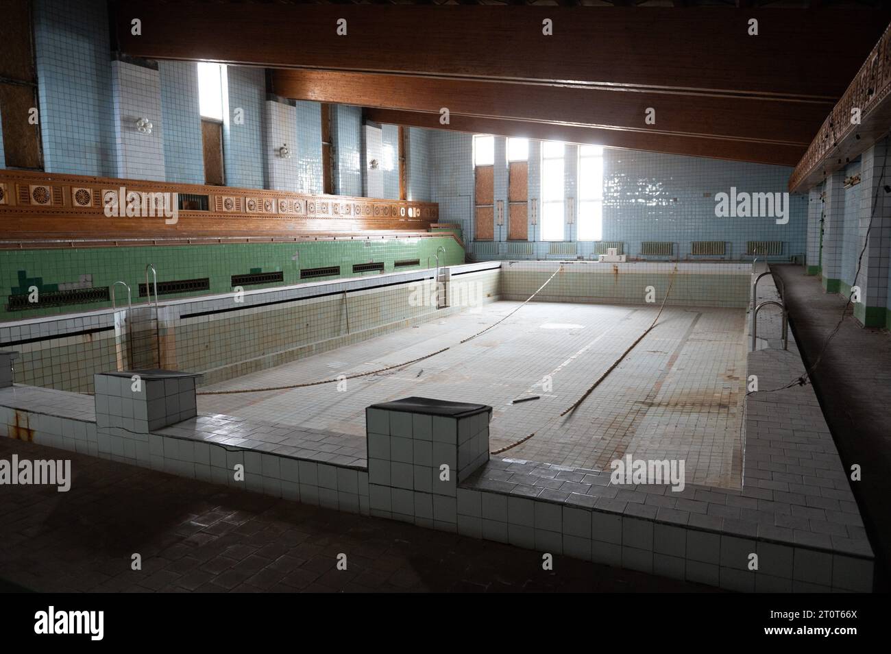 Pyramiden, Norway. 27th Sep, 2023. The swimming pool in the abandoned ...